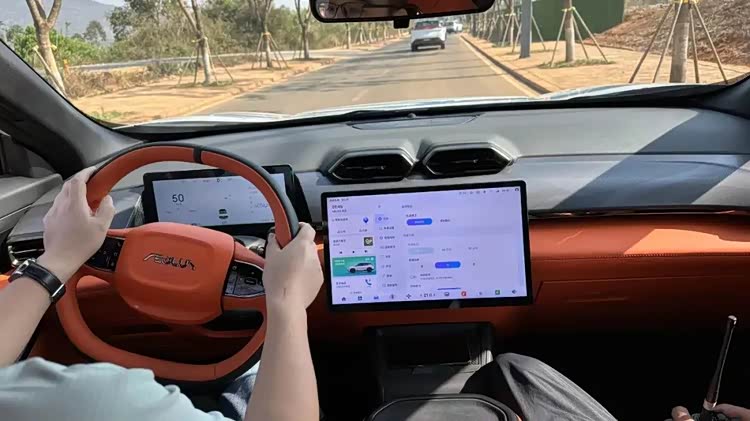 纯电续航205km，插混增程集优高效舒适——试驾风神L7_车家号_发现车生活_汽车之家