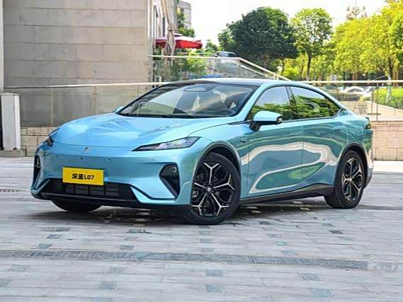 2025款深蓝L07上市，全系标配高阶智驾，售价15.19-17.09万元_车家号_发现车生活_汽车之家