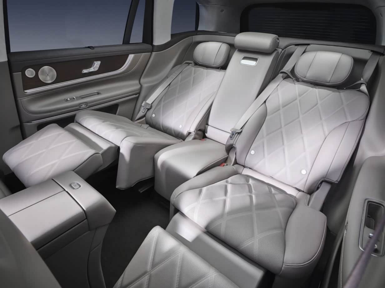 开上问界M9之前，我以为豪华SUV除了GLS和揽胜就没啥好选了_车家号_发现车生活_汽车之家