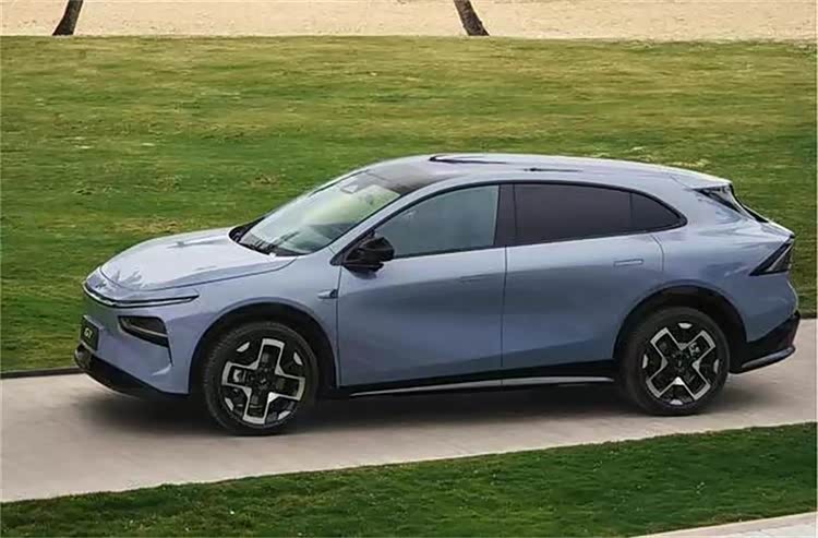 小鹏G7实车曝光！预计售价25万左右，直面竞争特斯拉焕新Model Y_车家号_发现车生活_汽车之家