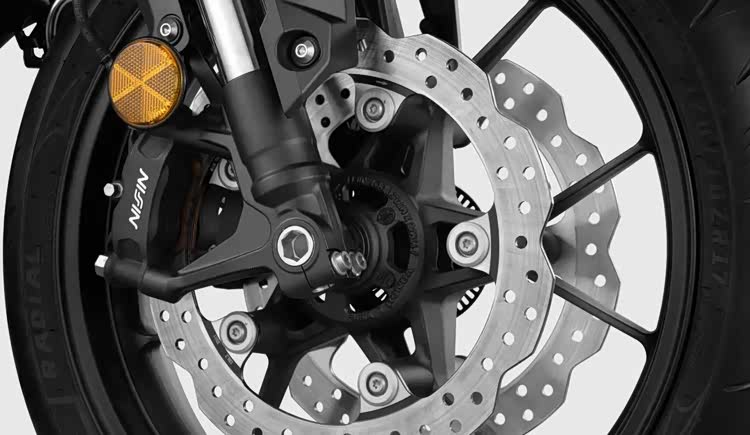 【文章】本田新款CB400F正式上市!售价33000元，外观优化配置升级_车家号_汽车之家