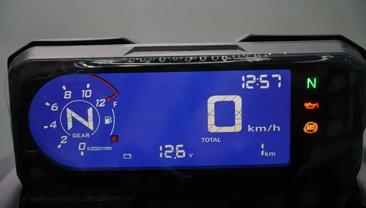 【文章】本田新款CB400F正式上市!售价33000元，外观优化配置升级_车家号_汽车之家