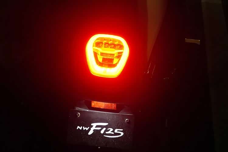 既堆料、更堆质：五羊-本田 NW F125首测详评_车家号_发现车生活_汽车之家