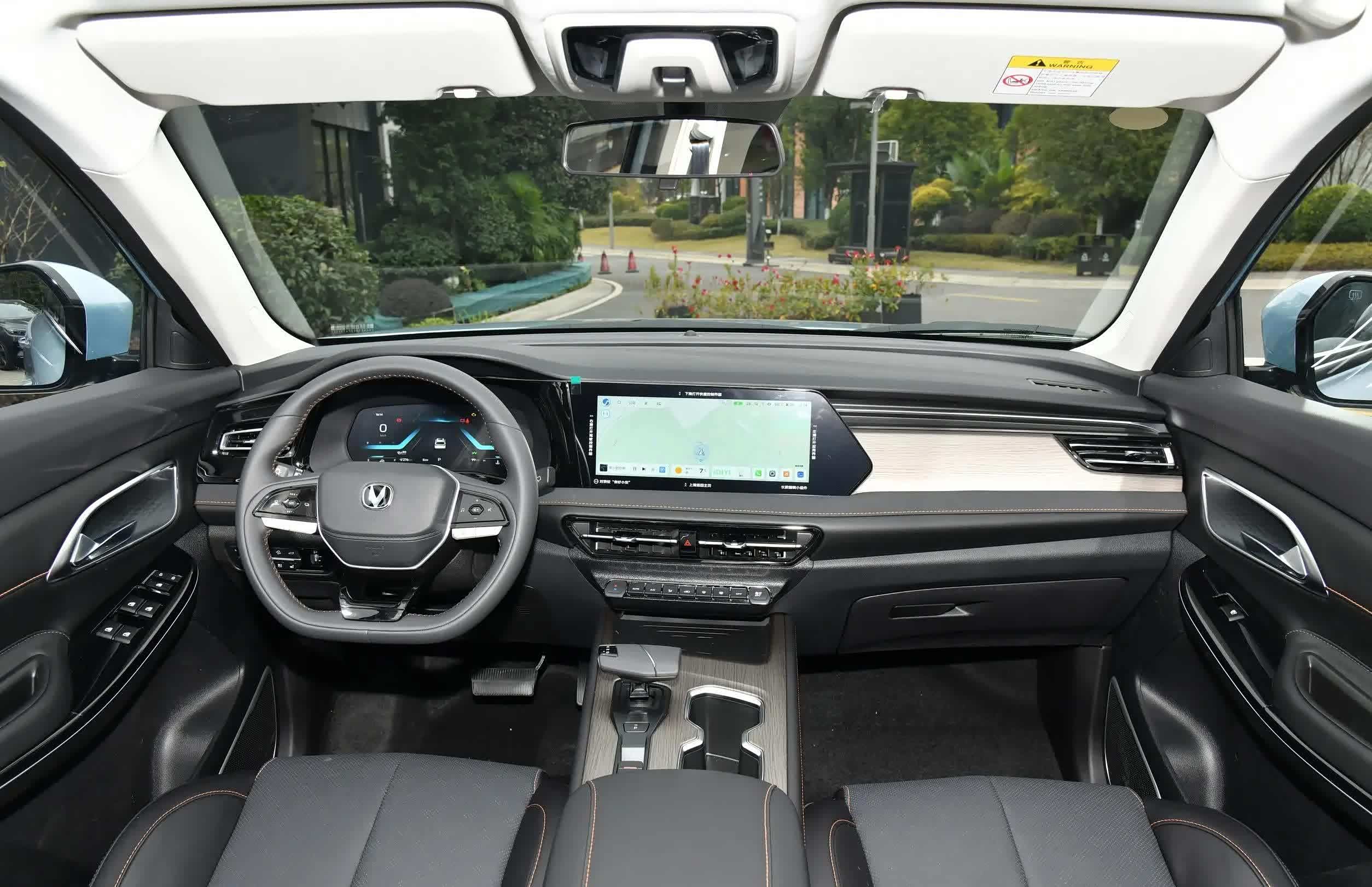 【文章】第二代长安X7PLUS上市，提供5座和7座，售价9.39-12.89万元_车家号_汽车之家