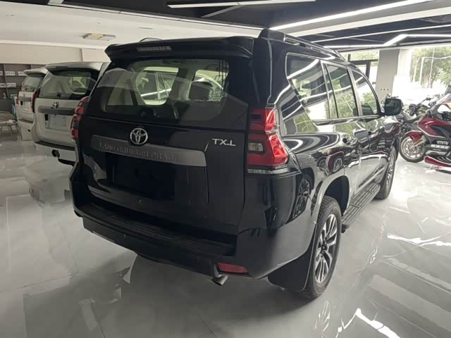 23款丰田霸道2800 柴油 TXL 九气 底挂 天窗 真皮 19轮 欧规版_车家号_发现车生活_汽车之家