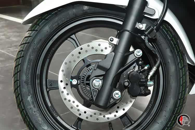 15980元，豪爵UHR150高手把版静态测评，对比春风150SC优势几何？_车家号_发现车生活_汽车之家