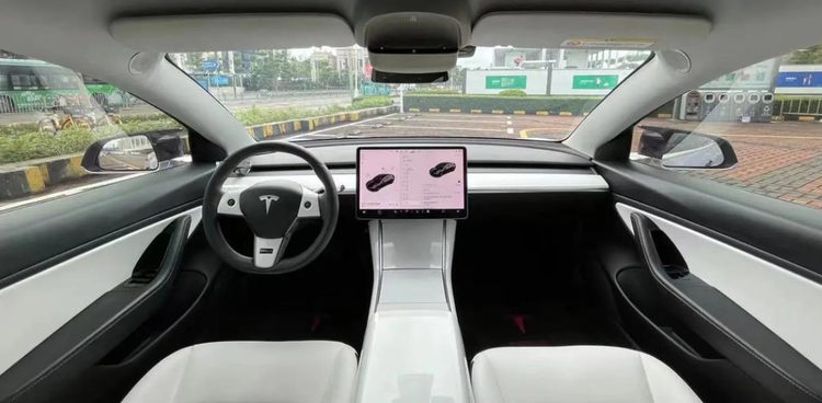 解放你的双手极氪007、特斯拉Model 3、小米SU7泊车功能各有亮点_车家号_发现车生活_汽车之家