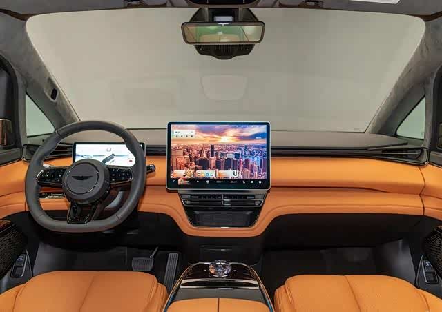 【文章】吉利翼真L380上市，6座/8座纯电动中大型MPV，售价37.99万元起_车家号_汽车之家