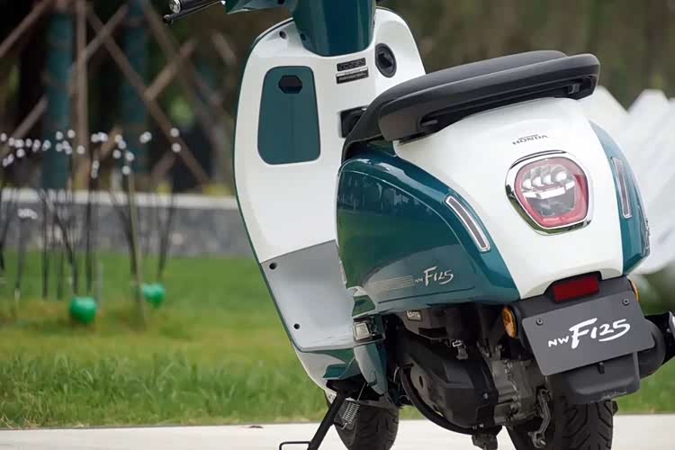 【文章】既堆料、更堆质：五羊-本田 NW F125首测详评_车家号_汽车之家