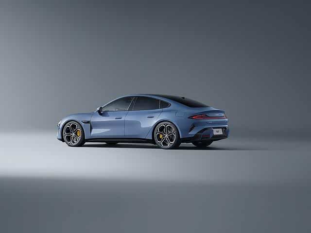 比小米SU7便宜！领克Z10开启预订，预售价21.58万起_车家号_发现车生活_汽车之家