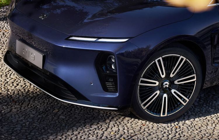 【文章】蔚来NT3.0平台首款旗舰ET9正式发布！全域900V架构、续航650公里_车家号_汽车之家