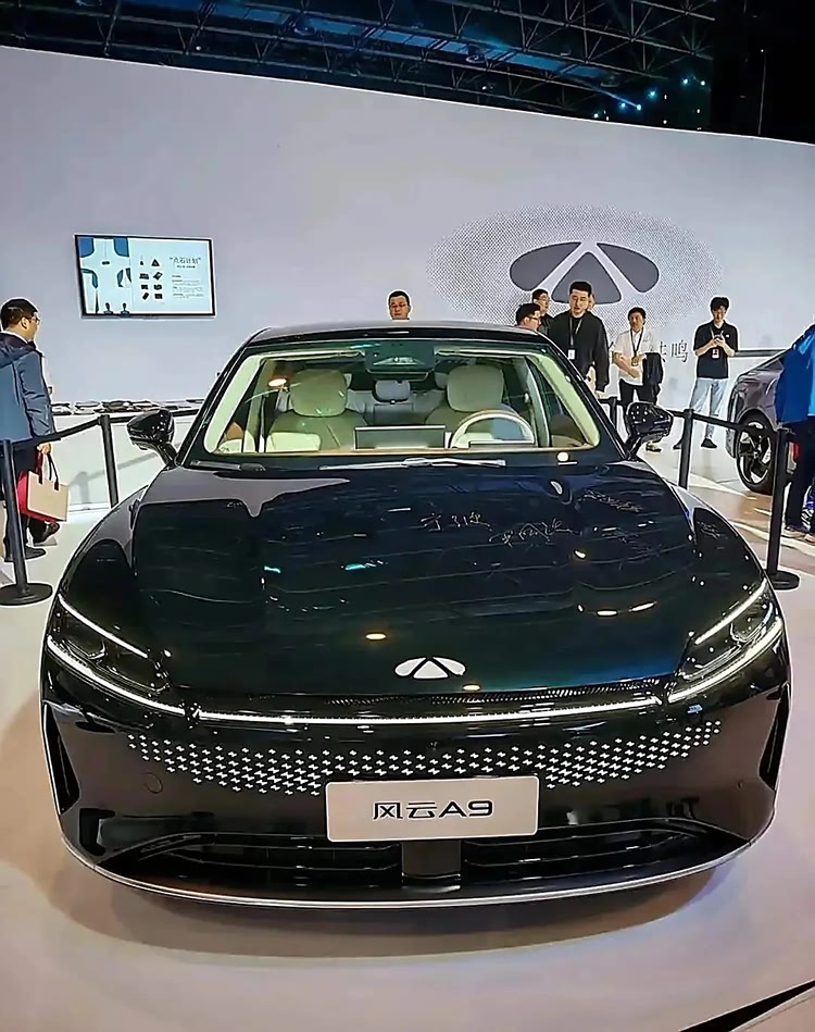 奇瑞风云A9实车图曝光！超长车身+4座布局，满电续航达2000Km！_车家号_发现车生活_汽车之家