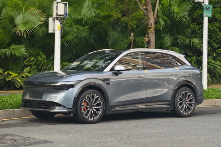 极氪7X与蔚来ES6的全面较量：豪华纯电SUV谁能脱颖而出？_车家号_发现车生活_汽车之家