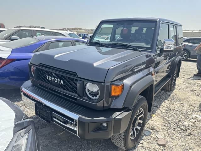 中东版 丰田酷路泽LC76 24款 4.0L 自动挡 梅花灯港口现车_车家号_发现车生活_汽车之家