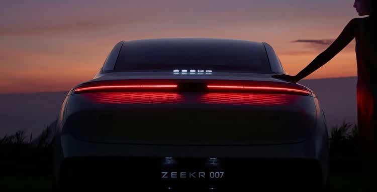 路上的光！极氪007、智己L6与小米SU7灯光横向对比_车家号_发现车生活_汽车之家