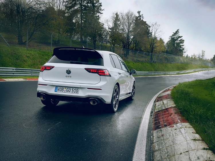 新款高尔夫GTI Clubsport官图发布，高性能版和R版为何不引进国产_车家号_发现车生活_汽车之家