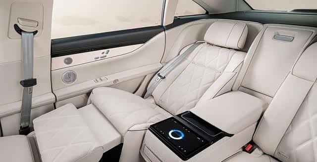 享界S9内饰官图发布，内部的气场确实很强，采用电子后视镜_车家号_发现车生活_汽车之家