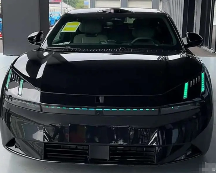 领克Z10亮相！23个哈曼卡顿音响，颜值甚至比小米SU7更抗打_车家号_发现车生活_汽车之家