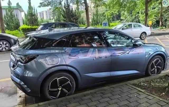 海洋网小钢炮来袭！比亚迪海豹06GT最新实车图曝光，颜值爆表？_车家号_发现车生活_汽车之家