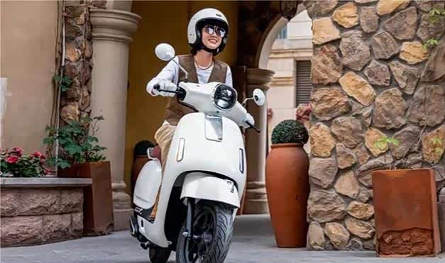 五羊本田F125即将上市：复古外观与全新发动机，智能仪表引领潮流_车家号_发现车生活_汽车之家