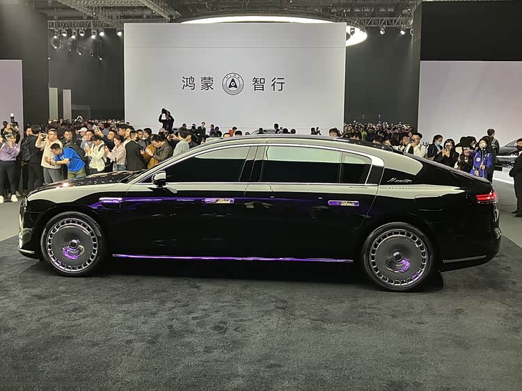 【文章】尊界S800：24小时订单达2108台！网友：有钱人的快乐我想象不到_车家号_汽车之家