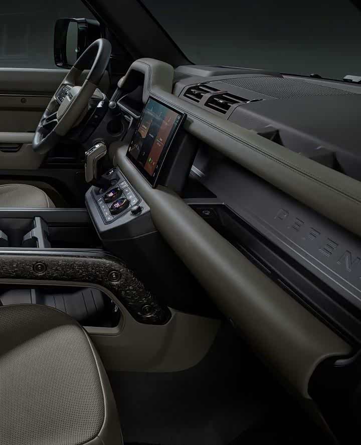 路虎卫士OCTA官图发布 外观调整 配4.4T V8轻混动力_车家号_发现车生活_汽车之家