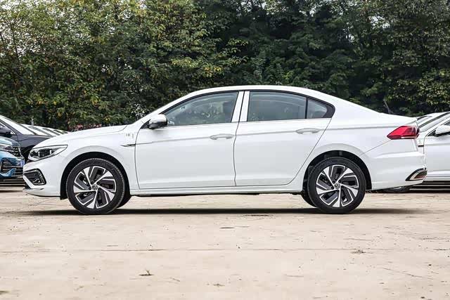 2025款大众宝来上市，搭1.2T/1.4T/1.5T三套动力，售11.29万元起_车家号_发现车生活_汽车之家