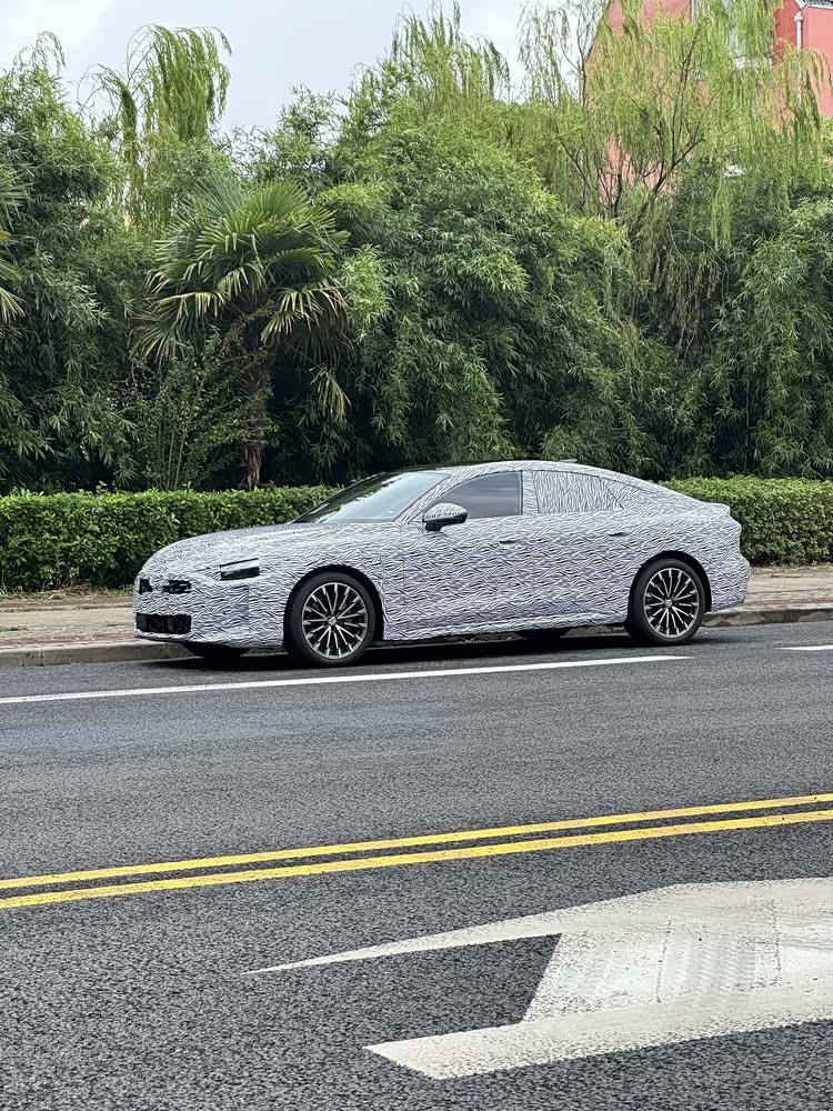 要来了！上汽奥迪全新A5L谍照，轿跑造型/第五代EA888 Evo发动机_车家号_发现车生活_汽车之家