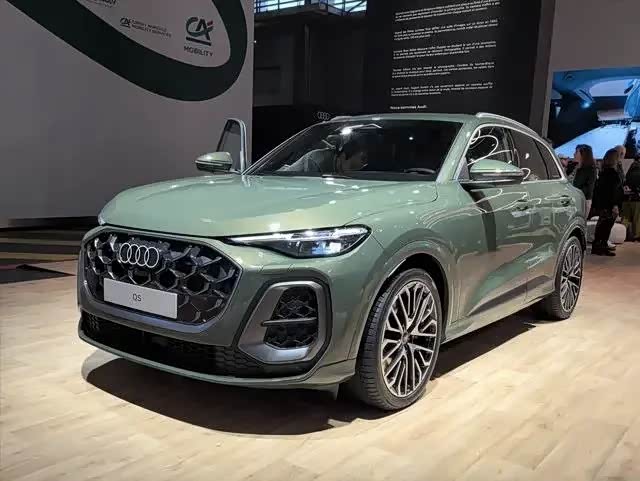 11月上市？2025款奥迪Q5L实车曝光，动力延续，买新还是等换代？_车家号_发现车生活_汽车之家