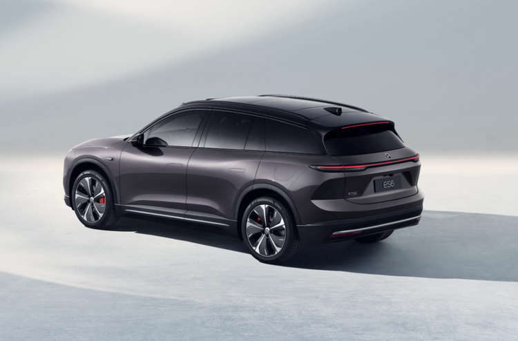 25款极氪7Xvs 智界R7 vs 蔚来ES6：不溜背和溜背，谁是SUV王者？_车家号_发现车生活_汽车之家