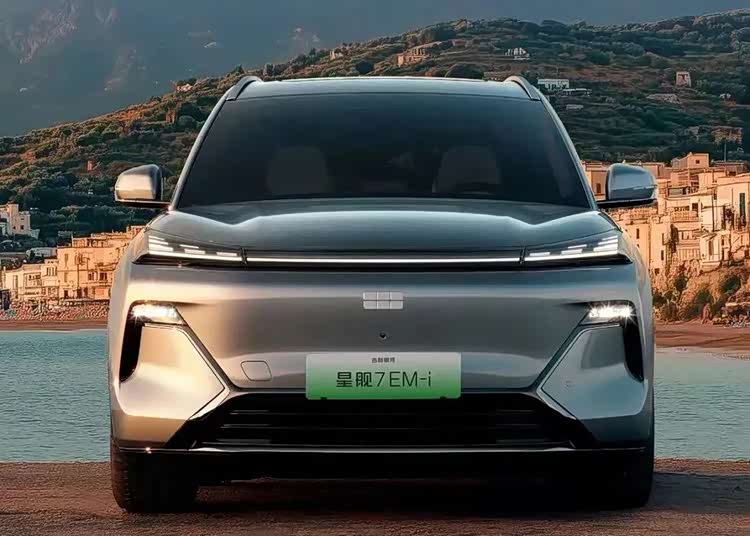 虎口夺食，吉利银河星舰7 EMi首周销量超比亚迪宋PLUS DMi_车家号_发现车生活_汽车之家