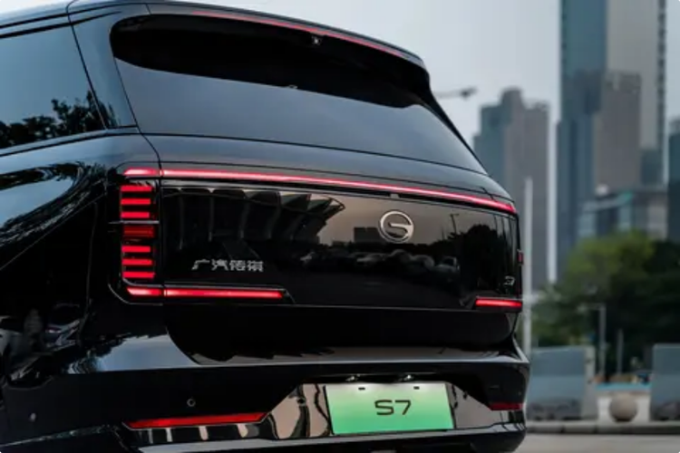 传祺S7黑色涂装实车亮相，搭1.5T插混+四驱动力，明年上市！_车家号_发现车生活_汽车之家