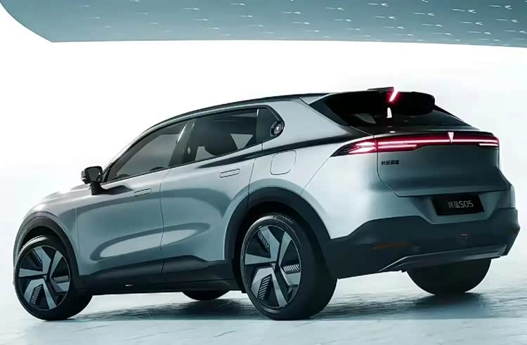 【文章】12.99万起？深蓝S05惊艳出街，增程/纯电双动力，10月即将上市！_车家号_汽车之家