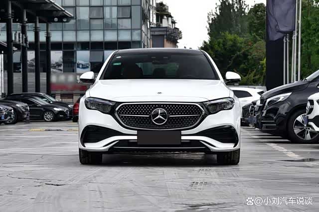 “2024款奔驰E350eL上市，售价53.86万元，纯电续航106公里。”_车家号_发现车生活_汽车之家