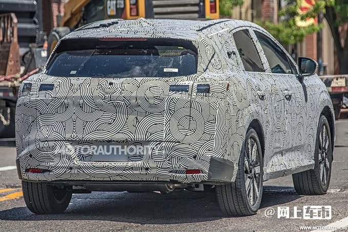 【文章】日产新一代“大号奇骏”曝光！“撞脸”问界M7，换搭2.0T+9AT_车家号_汽车之家