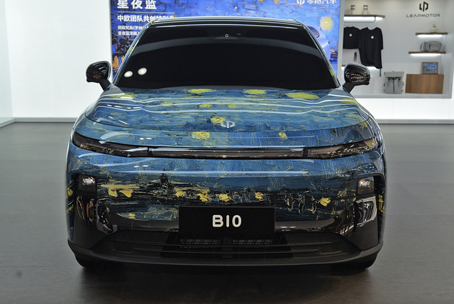 玛莎团队助阵，零跑B10续航600+km，国产新势力黑马诞生！_车家号_发现车生活_汽车之家