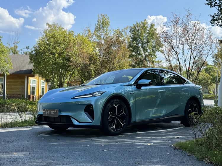 试驾深蓝L07，底盘提升明显，搭载视觉方案智驾_车家号_发现车生活_汽车之家