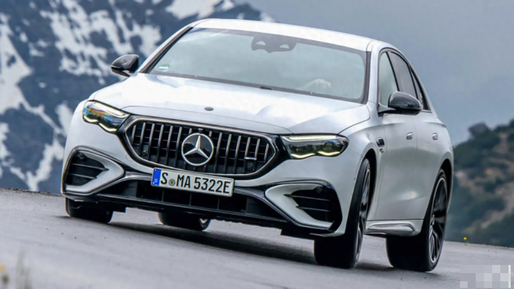 全新奔驰AMG E53实车图海外亮相，外观线条动感，动力升级更强劲_车家号_发现车生活_汽车之家
