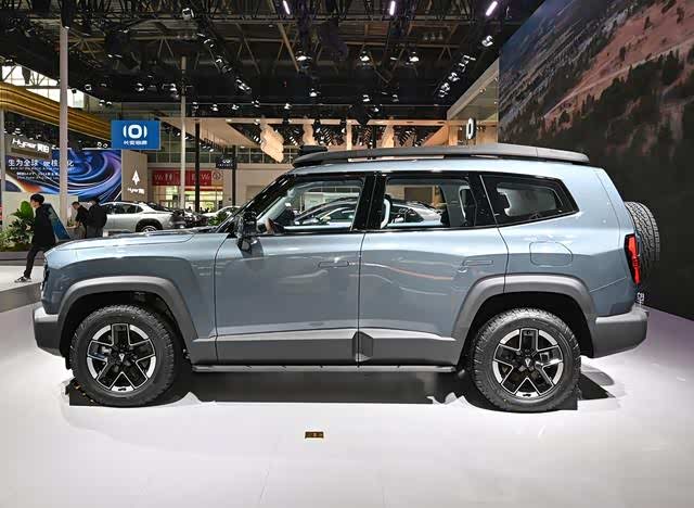 深蓝G318上市，1.5T增程混动，提供空悬+CDC减震，售17.59万元起_车家号_发现车生活_汽车之家