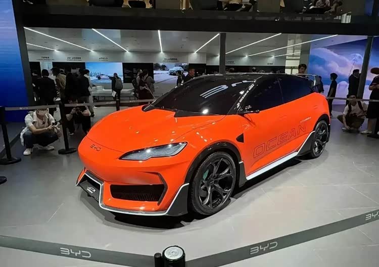 或三季度上市，售15万元起？比亚迪海豹06GT最新实车图曝光_车家号_发现车生活_汽车之家