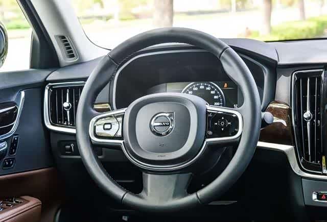 如果只看内饰，凯迪拉克CT6和沃尔沃S90，你更喜欢哪一款？_车家号_发现车生活_汽车之家