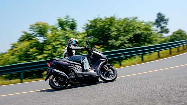 对标UHR，极度舒适平顺—三阳巡弋150GT动态测评_车家号_发现车生活_汽车之家