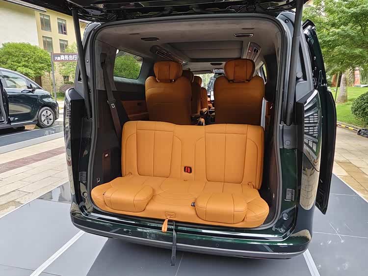 真三排同权 国产纯电MPV翼真L380试驾体验_车家号_发现车生活_汽车之家