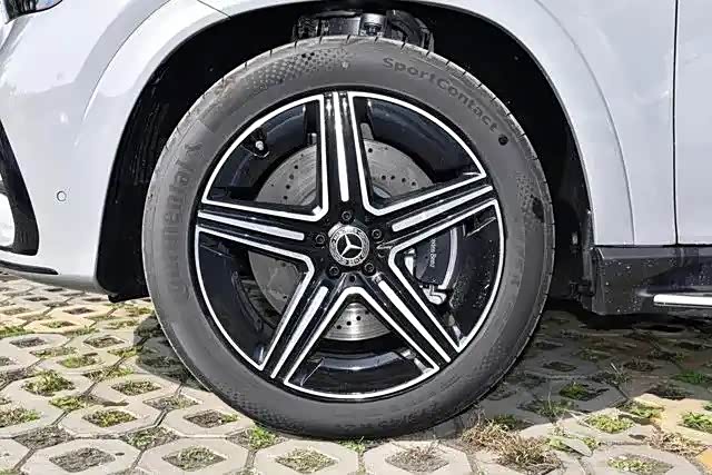 全新2025款奔驰GLE轿跑上市，搭2.0T或2.5T引擎，起始售价84.38万_车家号_发现车生活_汽车之家