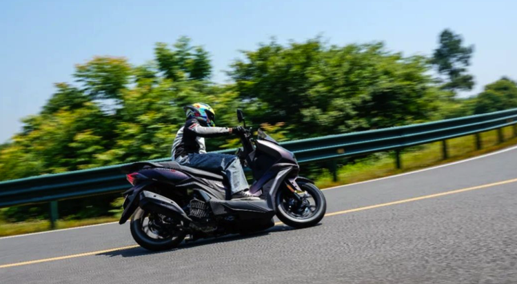 150都市运动踏板的新挑战—16980元三阳巡弋150GT静态测评_车家号_发现车生活_汽车之家