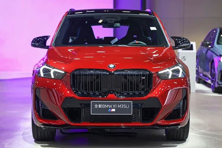选择AMG GLB还是它？宝马X1 M35Li正式亮相，首款国产M性能车_车家号_发现车生活_汽车之家
