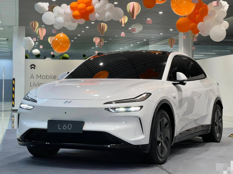 乐道L60实车到店，帅过小鹏G6能耗比特斯拉Model Y低，即将上市_车家号_发现车生活_汽车之家