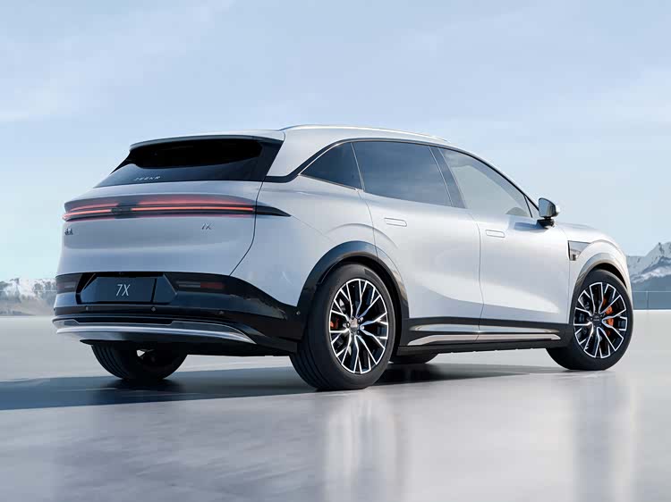 标配激光雷达+800V架构，极氪7X售22.99万起，比Model Y更划算？_车家号_发现车生活_汽车之家