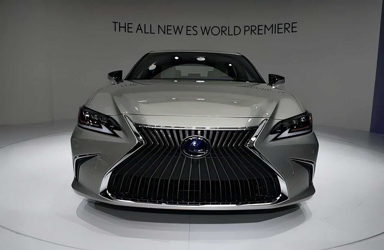 29万提了辆雷克萨斯ES200，开了8840Km后，车主一肚子话要说_车家号_发现车生活_汽车之家