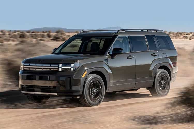 现代新旗舰SUV Santa Fe粗犷升级！XRT配备加持强化越野_车家号_发现车生活_汽车之家